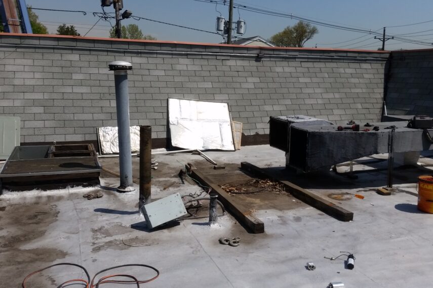 Dunkin' Emerson | 2 RTU Replacement | OLTROM