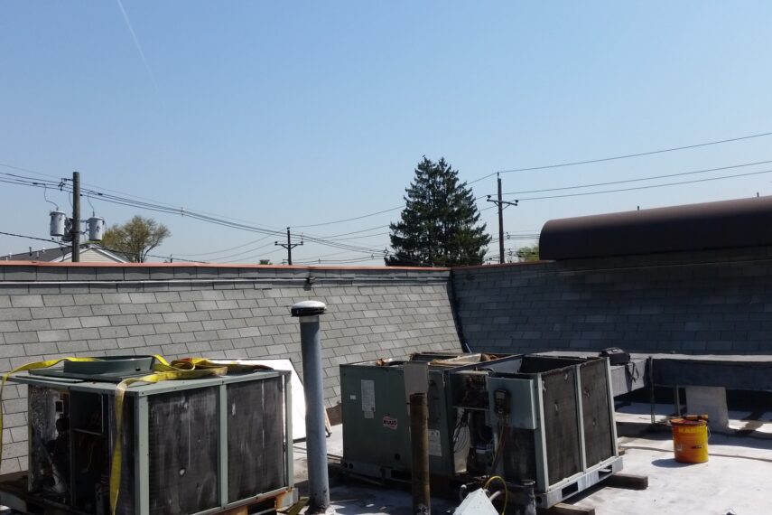 Dunkin' Emerson | 2 RTU Replacement | OLTROM